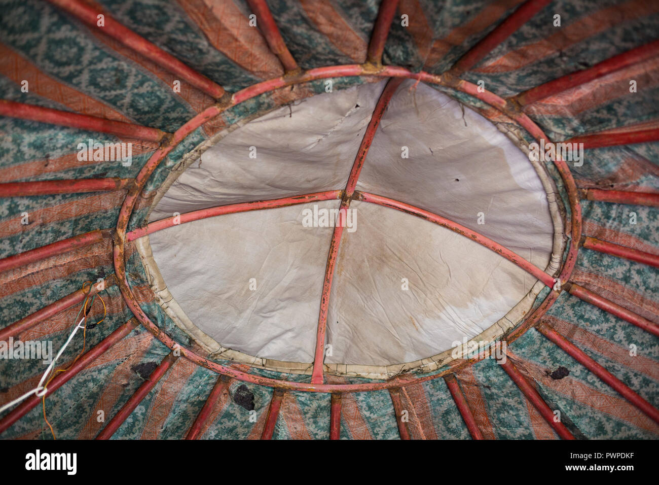 Building A Yurt High Resolution Stock Photography and Images - Alamy