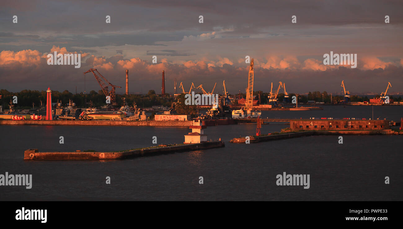 Russia, Kronstadt. Neva Bay Stock Photo - Alamy