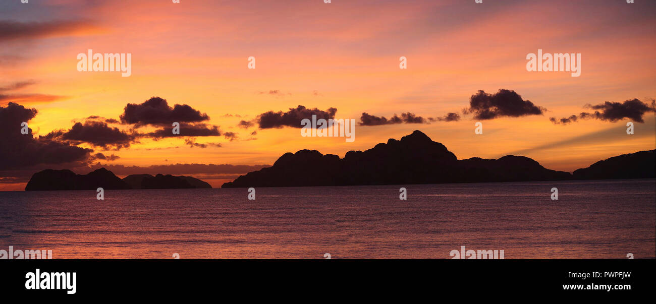 Bacuit bay hi-res stock photography and images - Alamy