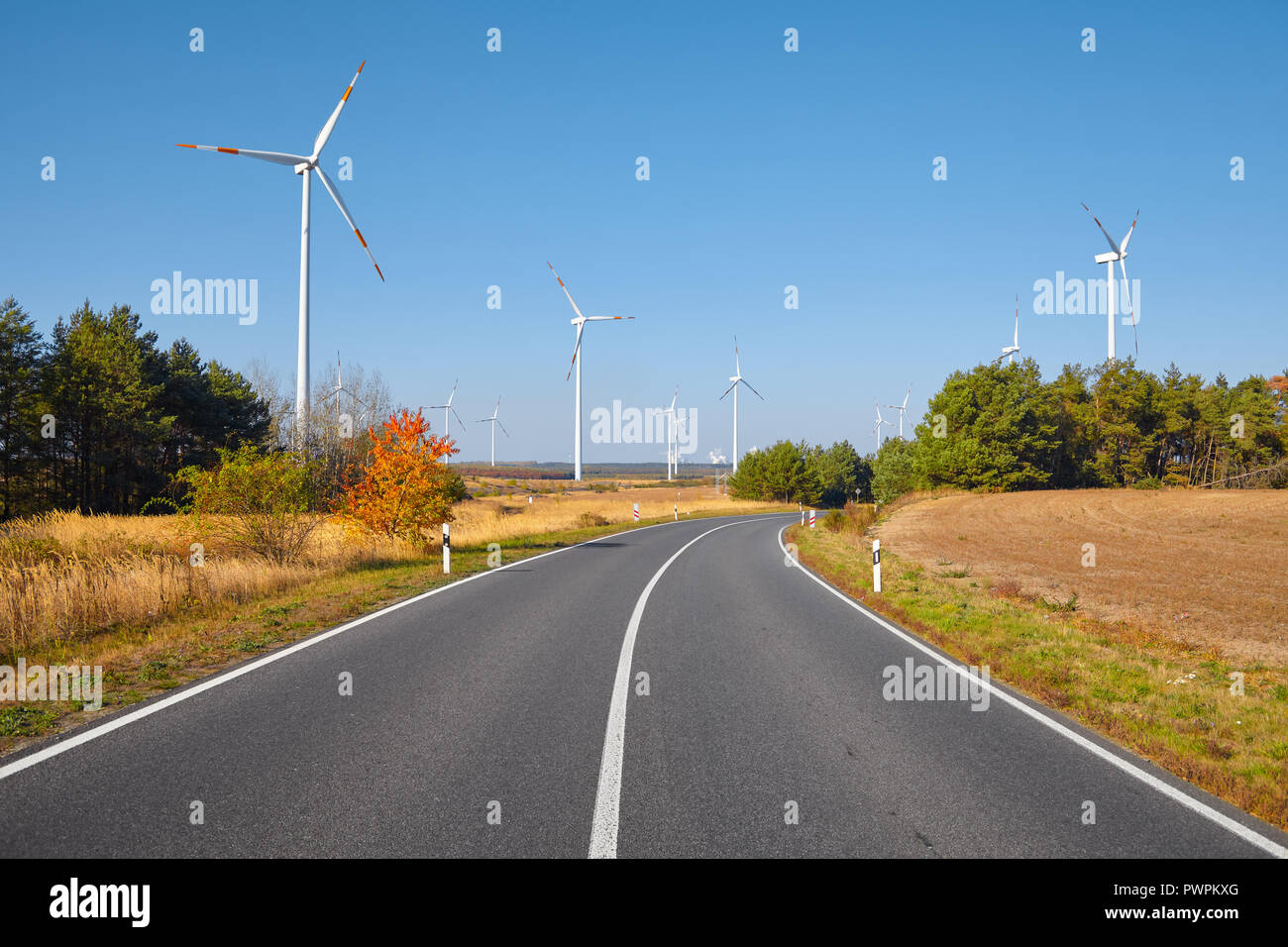 Scenic technology hi-res stock photography and images - Alamy