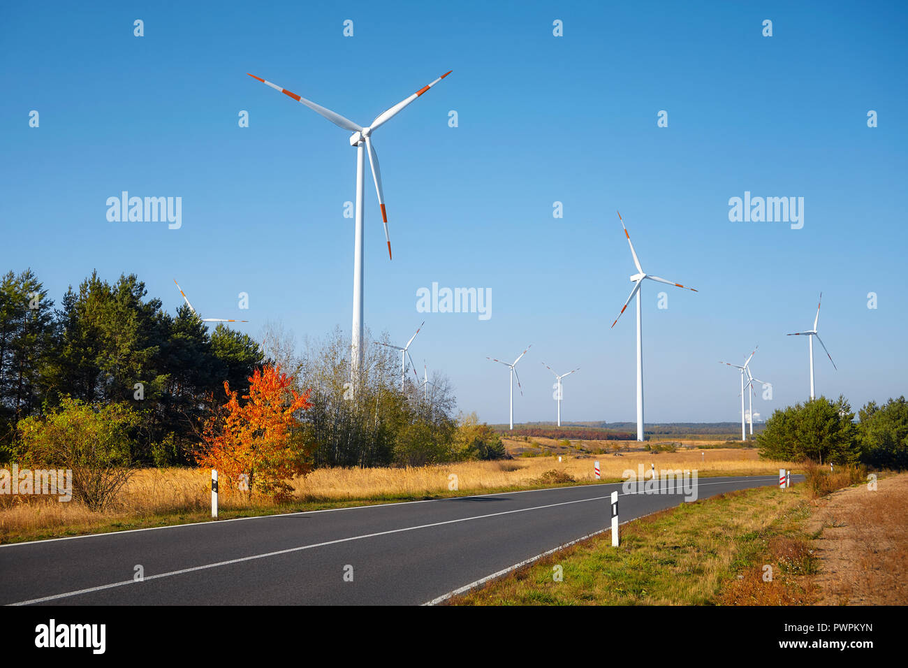 Scenic technology hi-res stock photography and images - Alamy