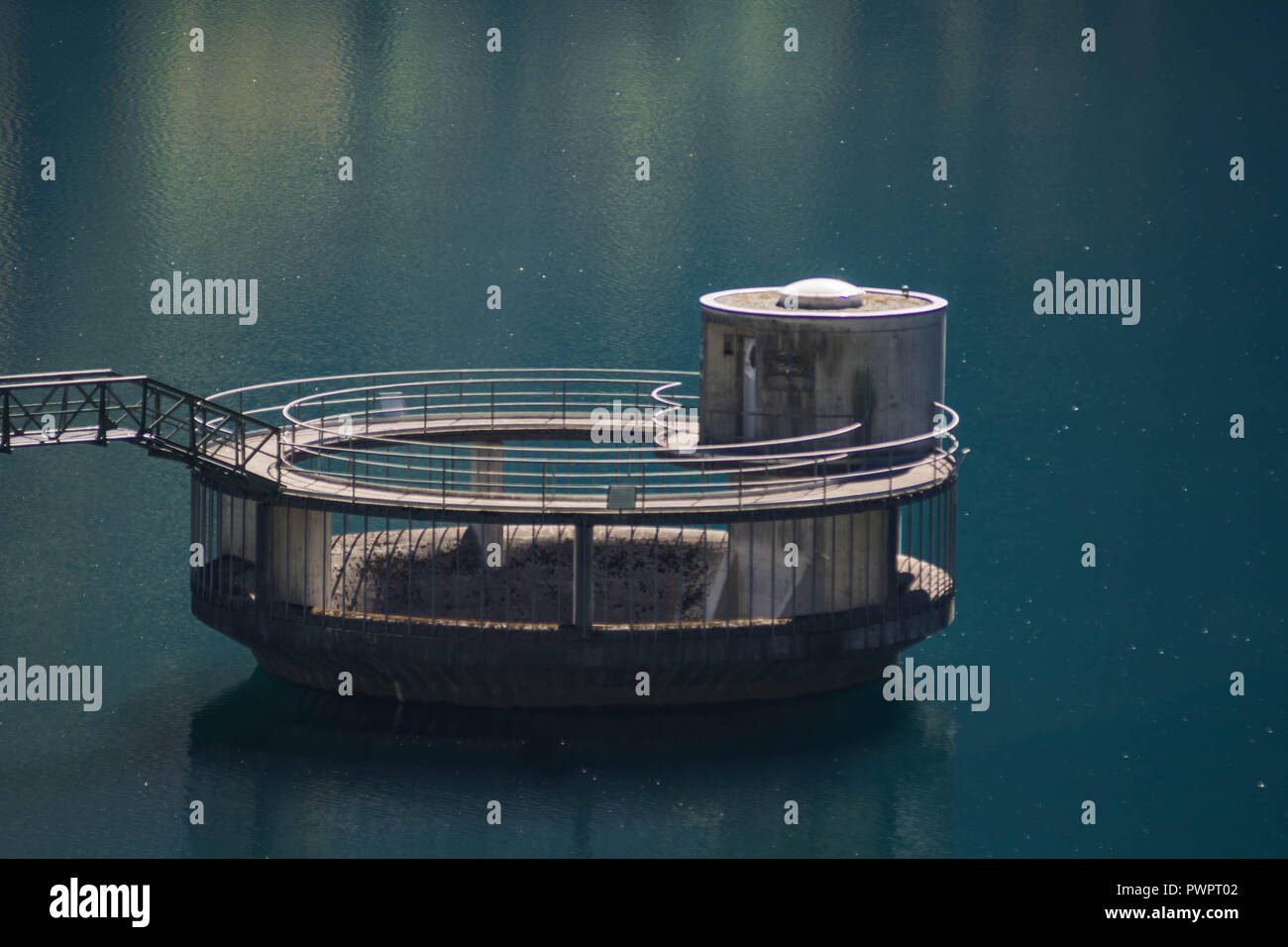 overflow mechanism in klöntalersee Stock Photo - Alamy