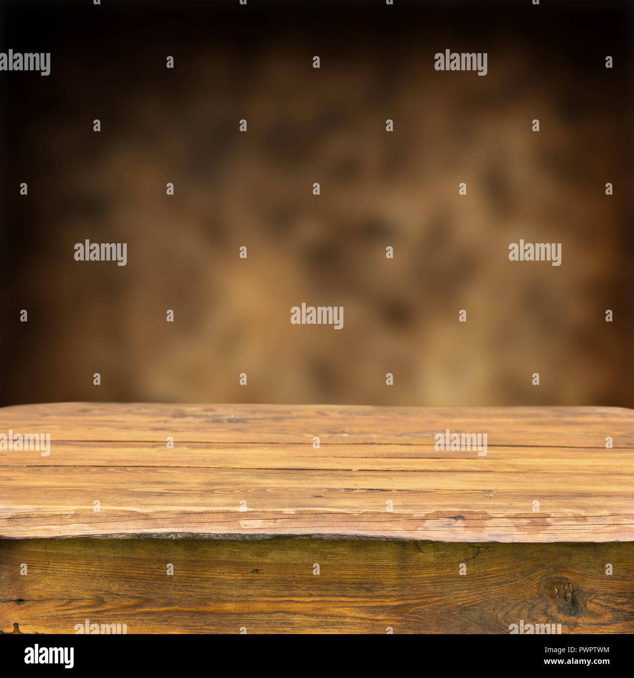 empty wooden table for display montages Stock Photo - Alamy