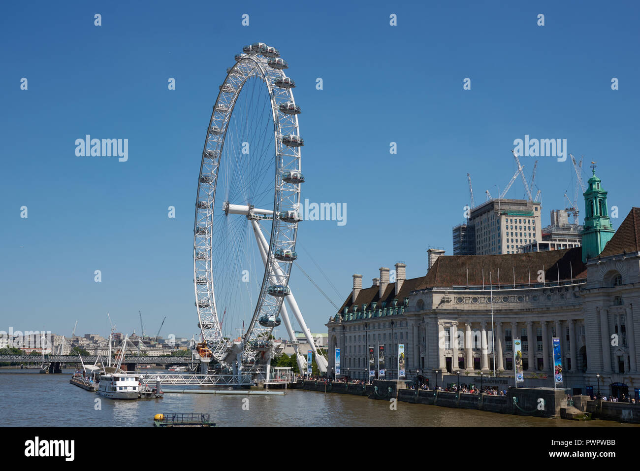 LONDON / ENGLAND - June 26, 2018 : View of the London Eye. London Eye ...