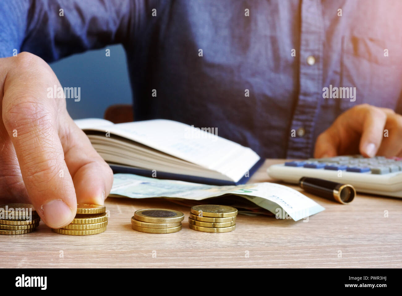 Budgeting finances hi-res stock photography and images - Alamy