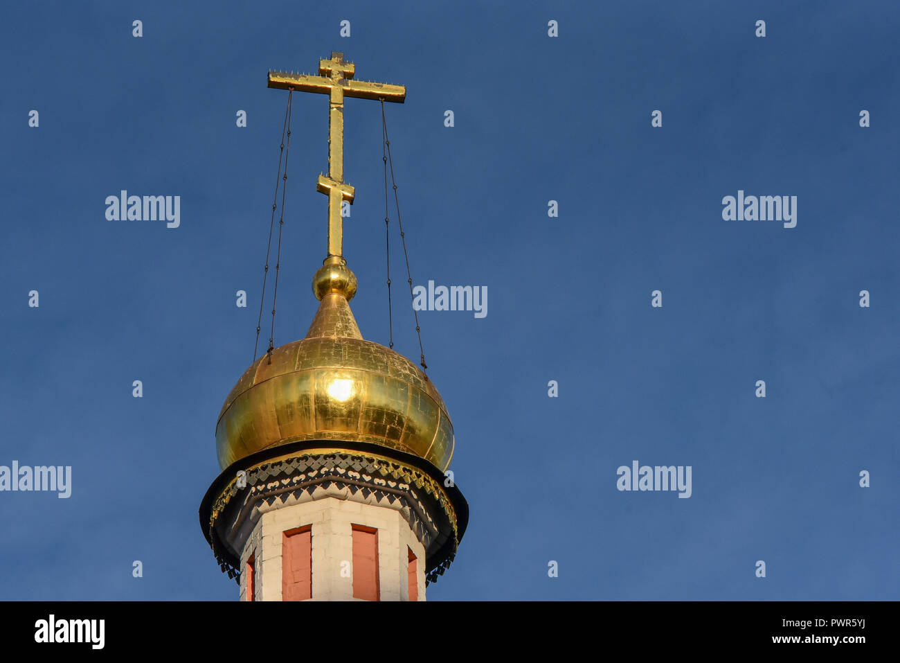 Moscow, Russia - 16 October, 2018: Cross on the dome of the Kazan ...