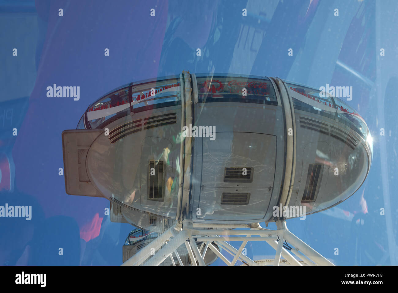 LONDON / Great Britain - June 26, 2018 : Capsule of London Eye ...
