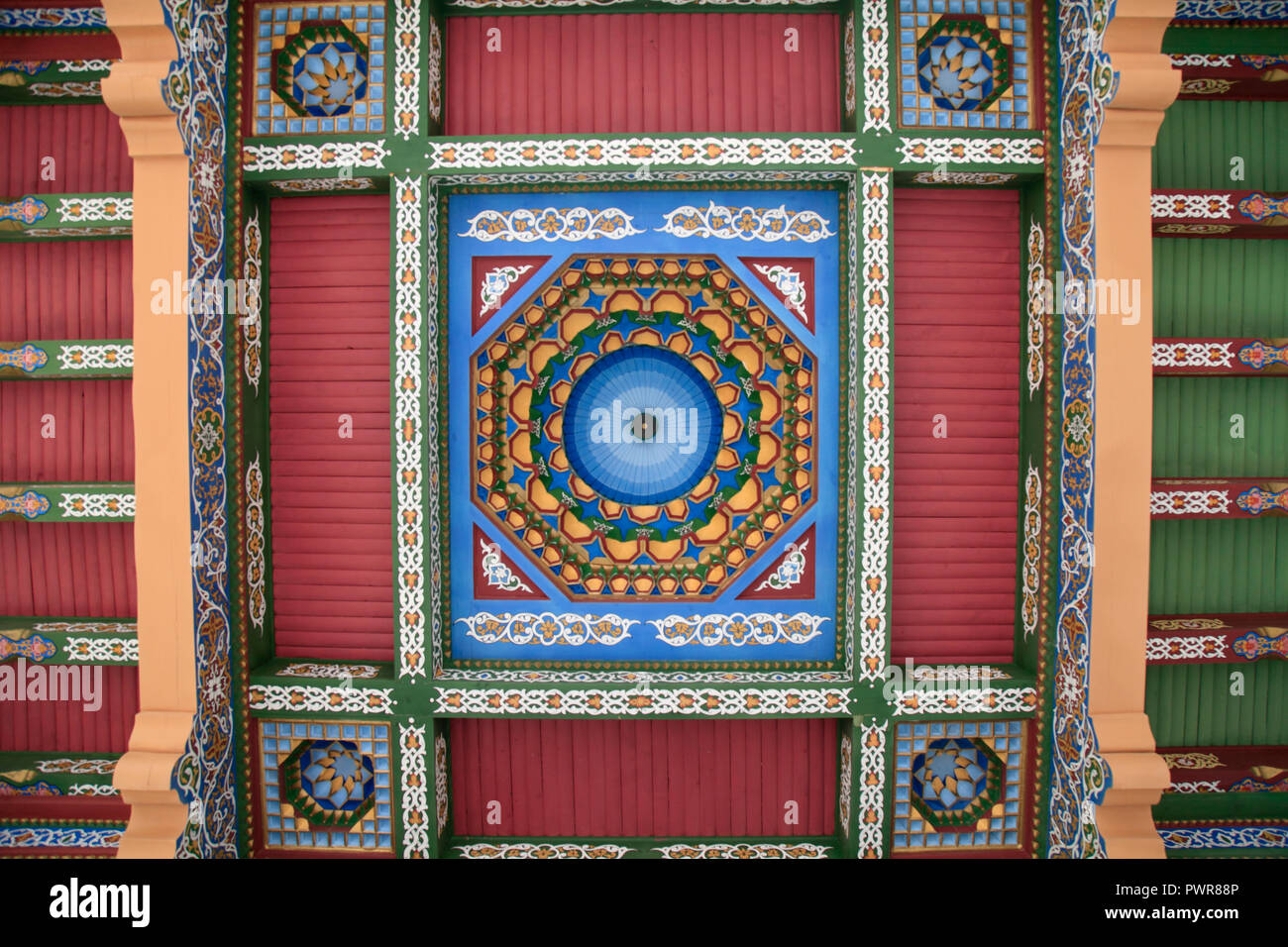 Uzbekistan, Samarkand, Hazrat Khizr Mosque, interior Stock Photo - Alamy