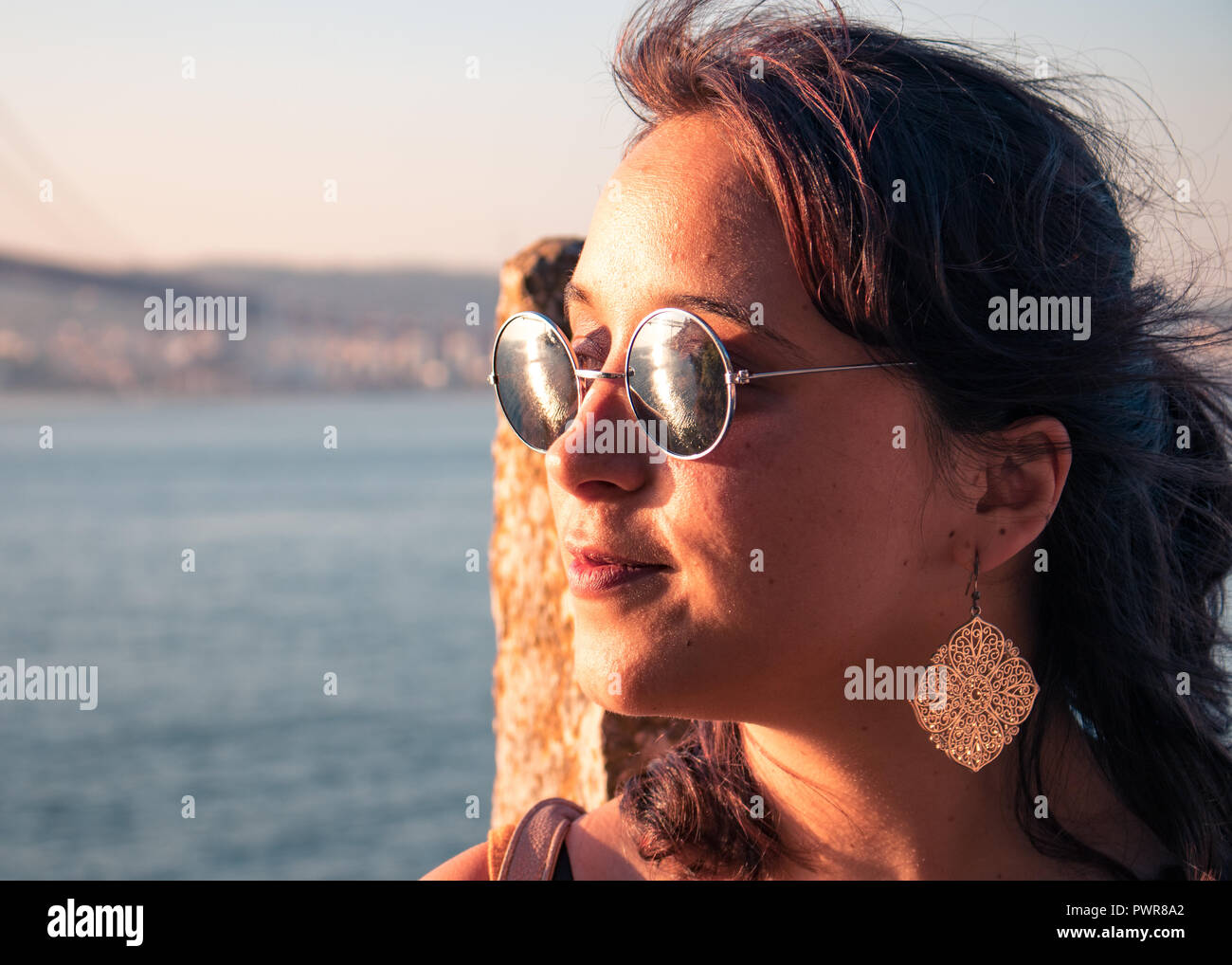 Glasses reflection hi-res stock photography and images - Alamy