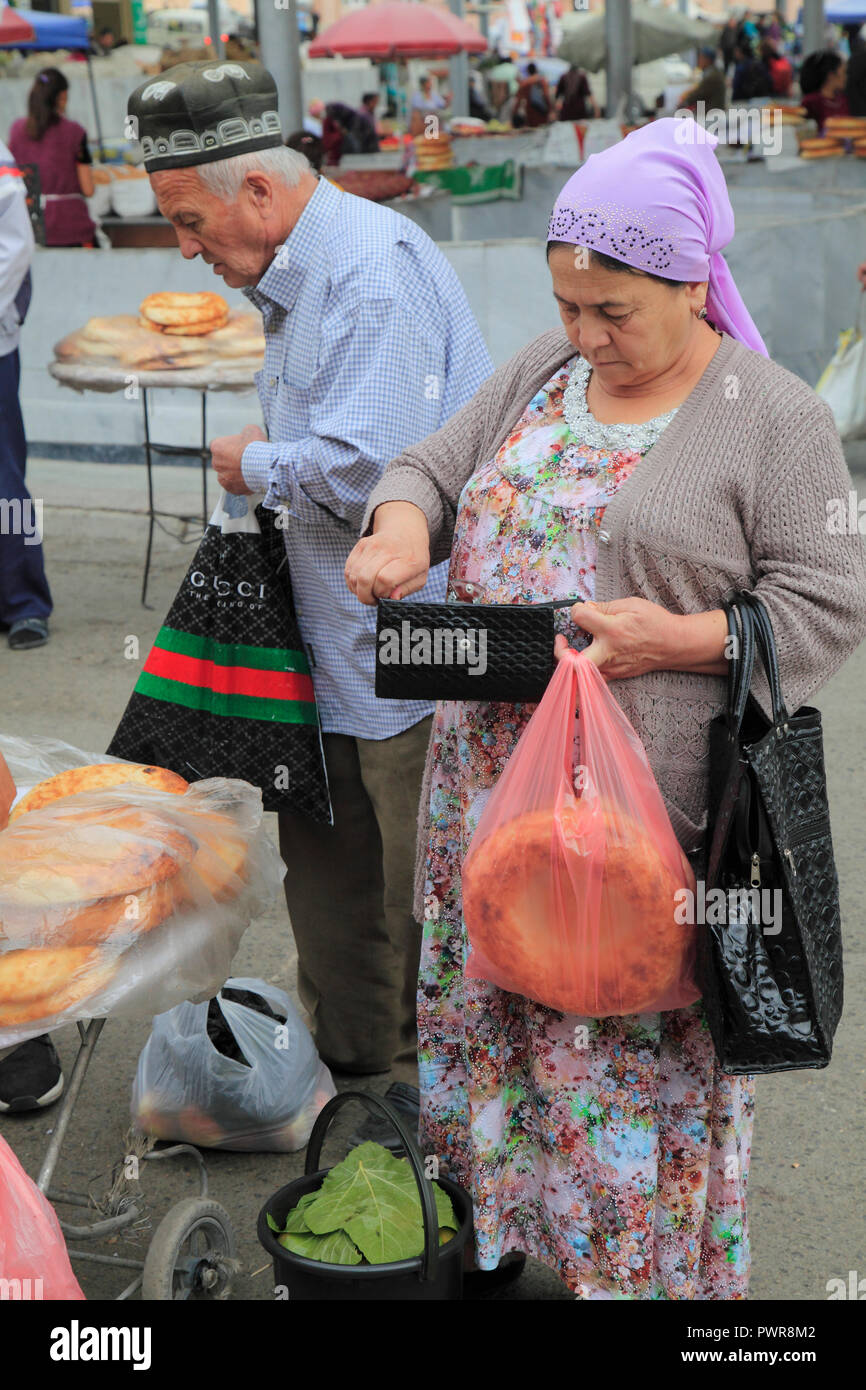Samarkand market uzbekistan bazaar hi-res stock photography and images ...