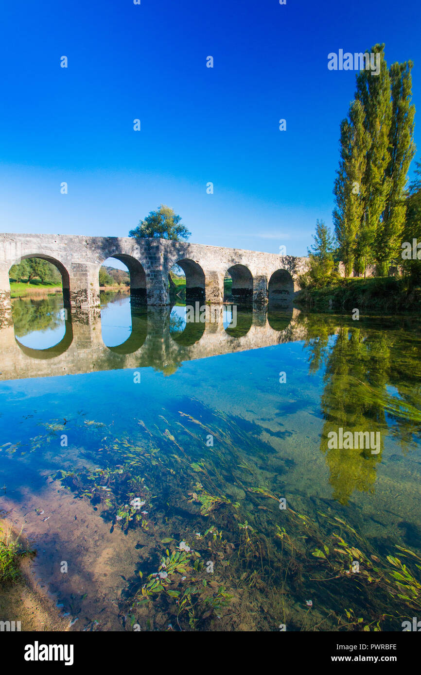 Bridge over dobra river hi-res stock photography and images - Alamy