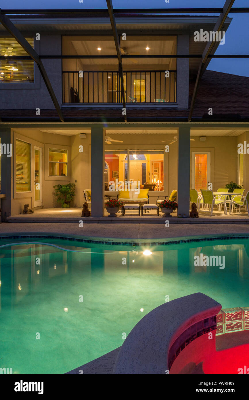 Home Swimming Pools Night