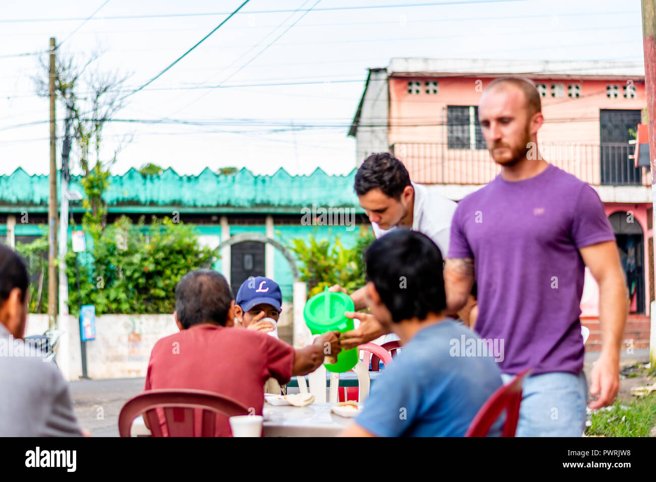homeless feeding program in guatemala Stock Photo - Alamy