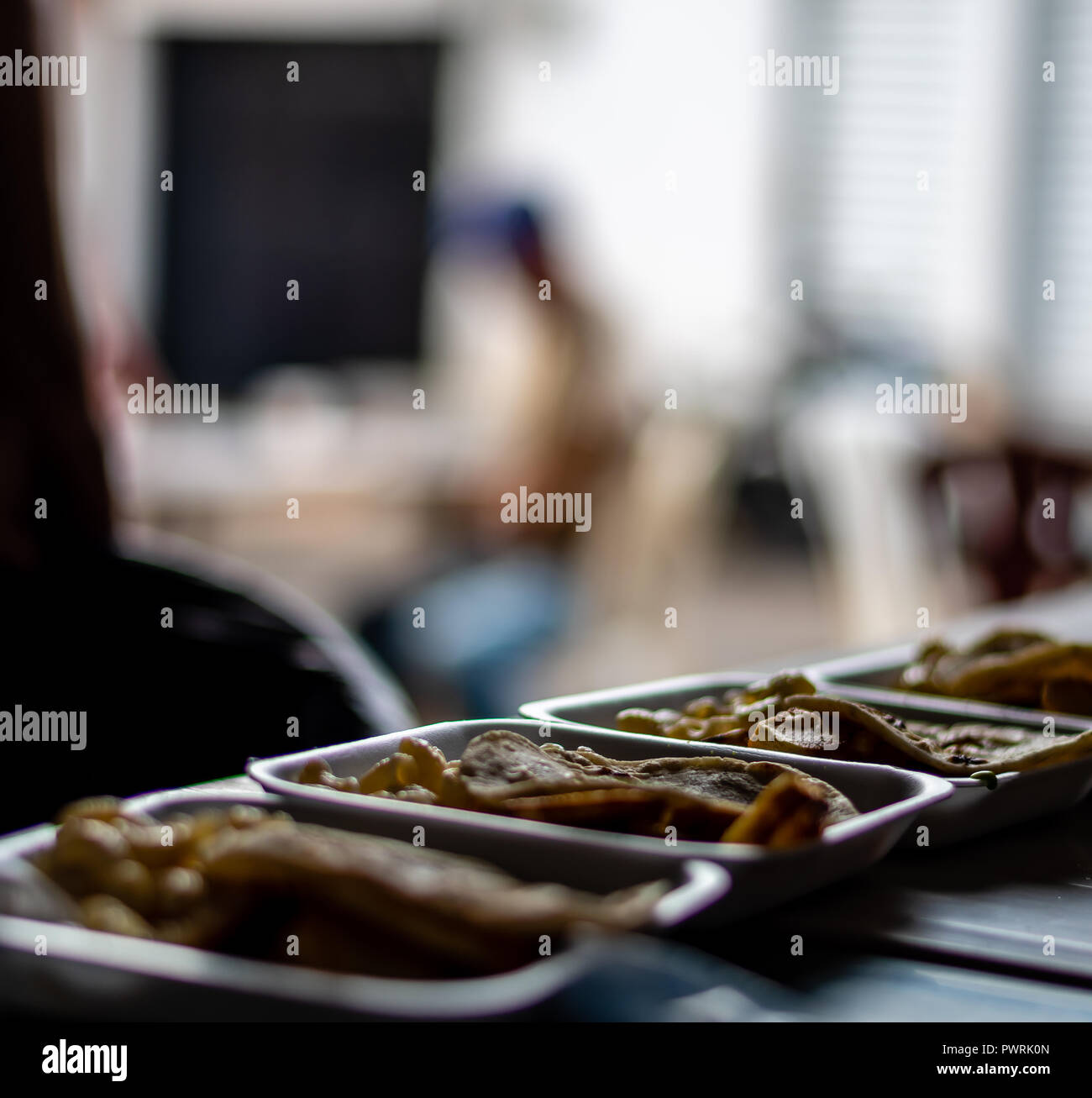 Homeless feeding program hi-res stock photography and images - Alamy