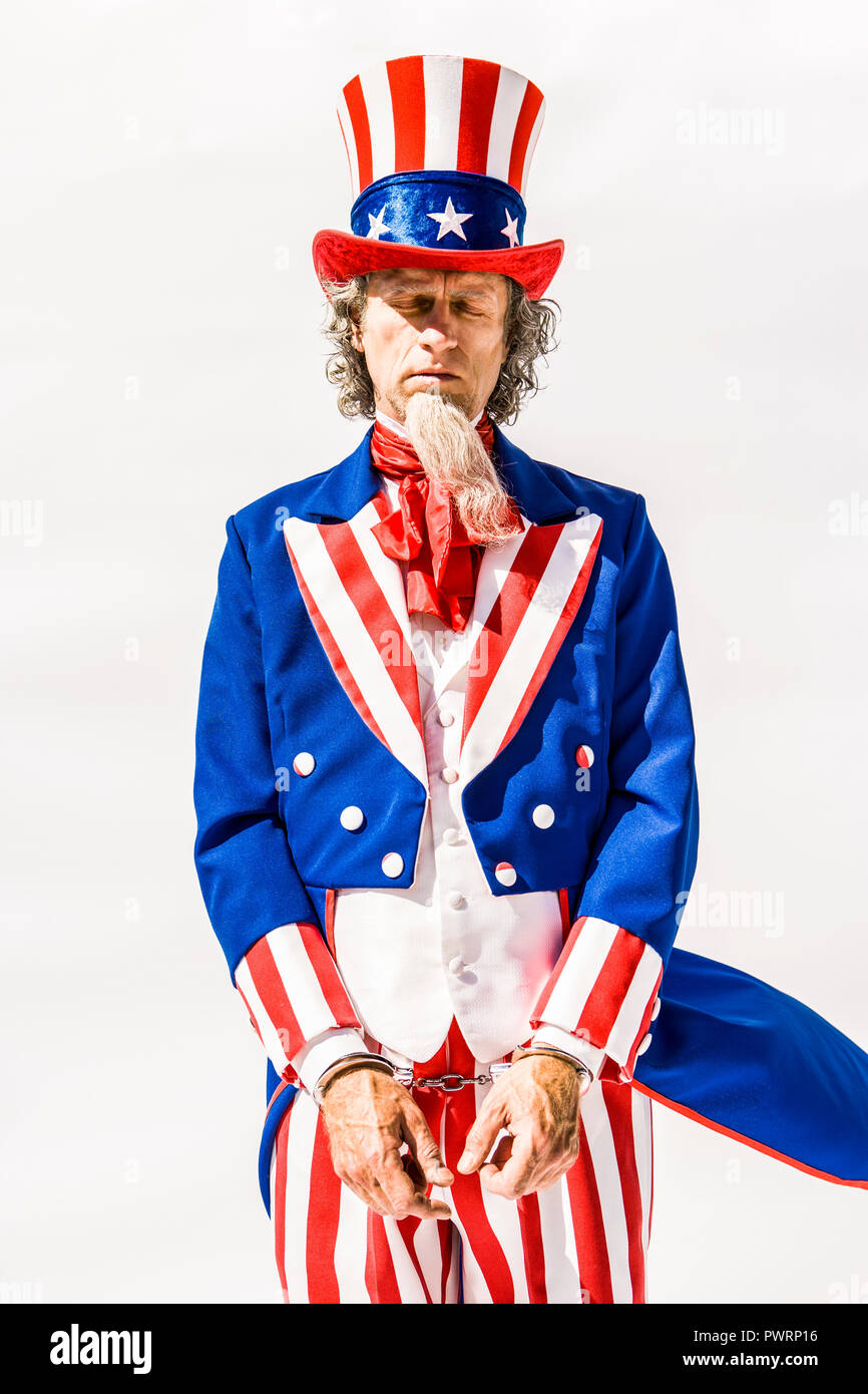 Uncle Sam Standing High Resolution Stock Photography and Images - Alamy