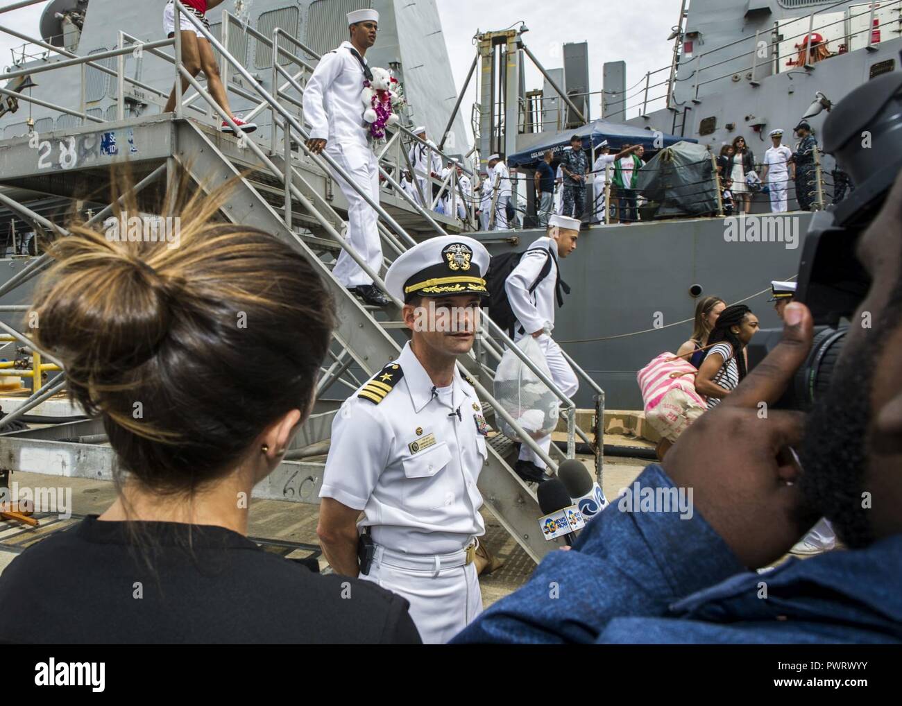 NORFOLK (Sept. 20, 2017) Cmdr. Marc Davis, commanding officer of the ...