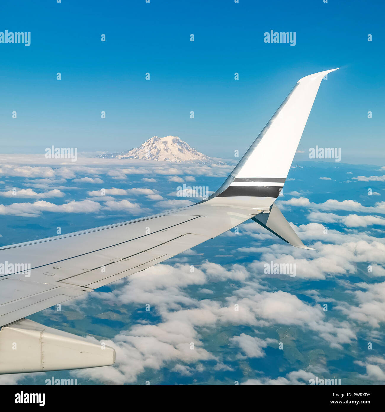 Aerial view of Mount Rainier in Washington Stock Photo - Alamy