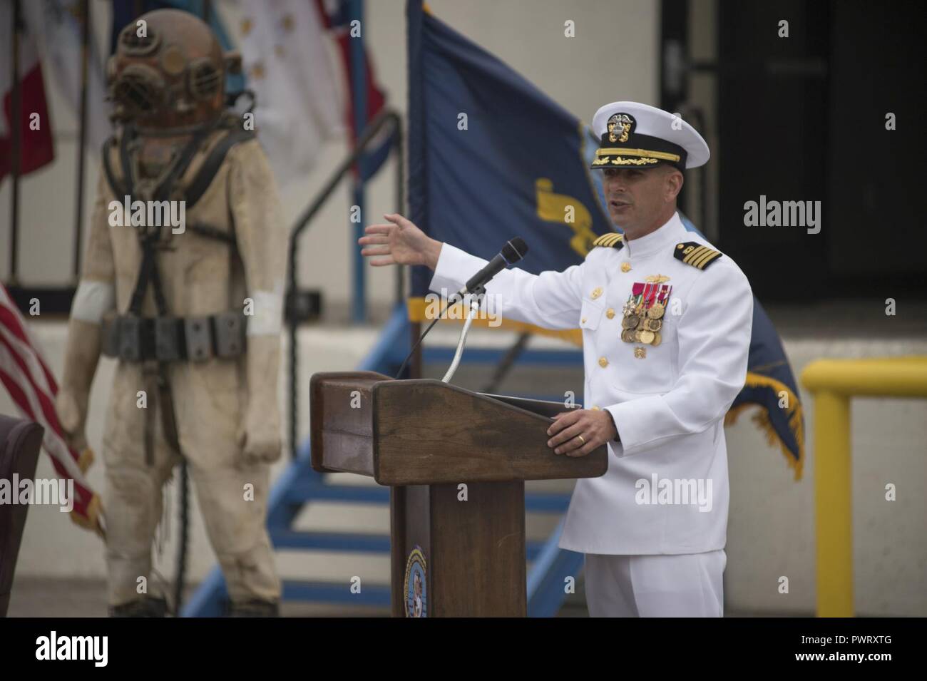 Naval construction group ncg 1 hi-res stock photography and images - Alamy