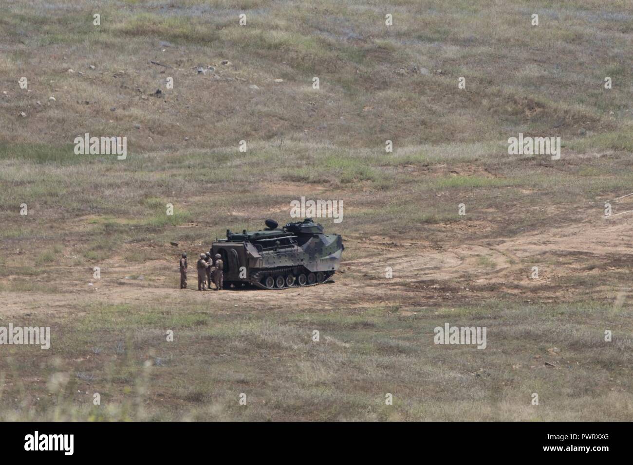 U.S. Marines with 3rd Assault Amphibian Battalion, 1st Marine Division ...