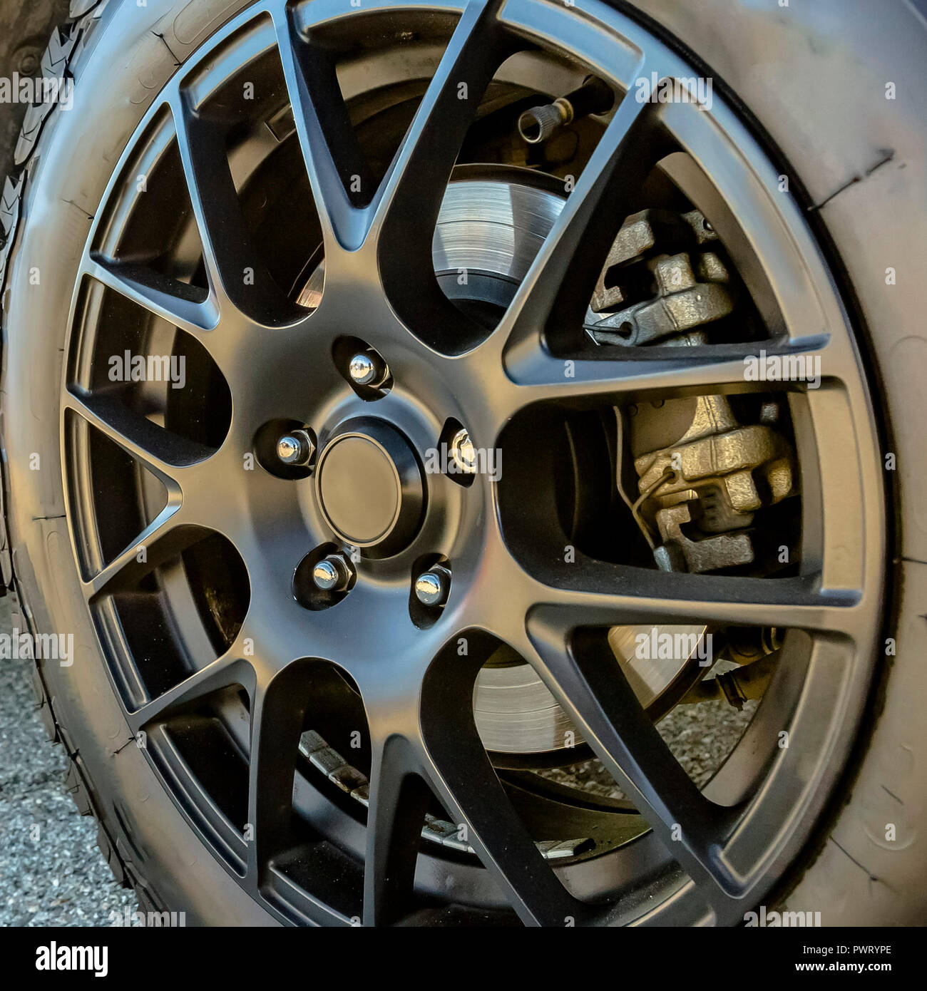 Car reflection disc hi-res stock photography and images - Alamy