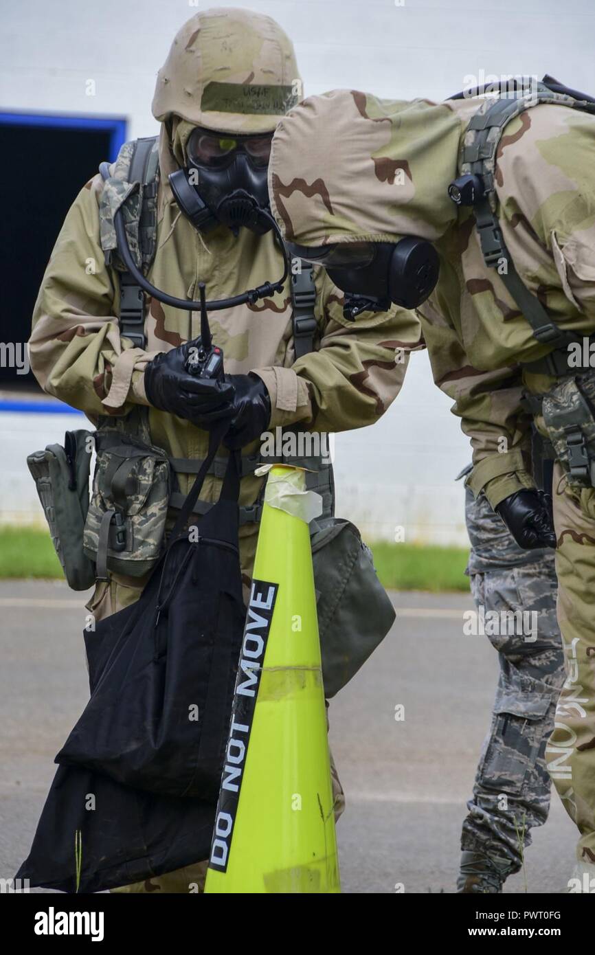 U.S. Air Force Technical Sgt. Edgar Mullinax, left, and Staff Sgt. Ian ...