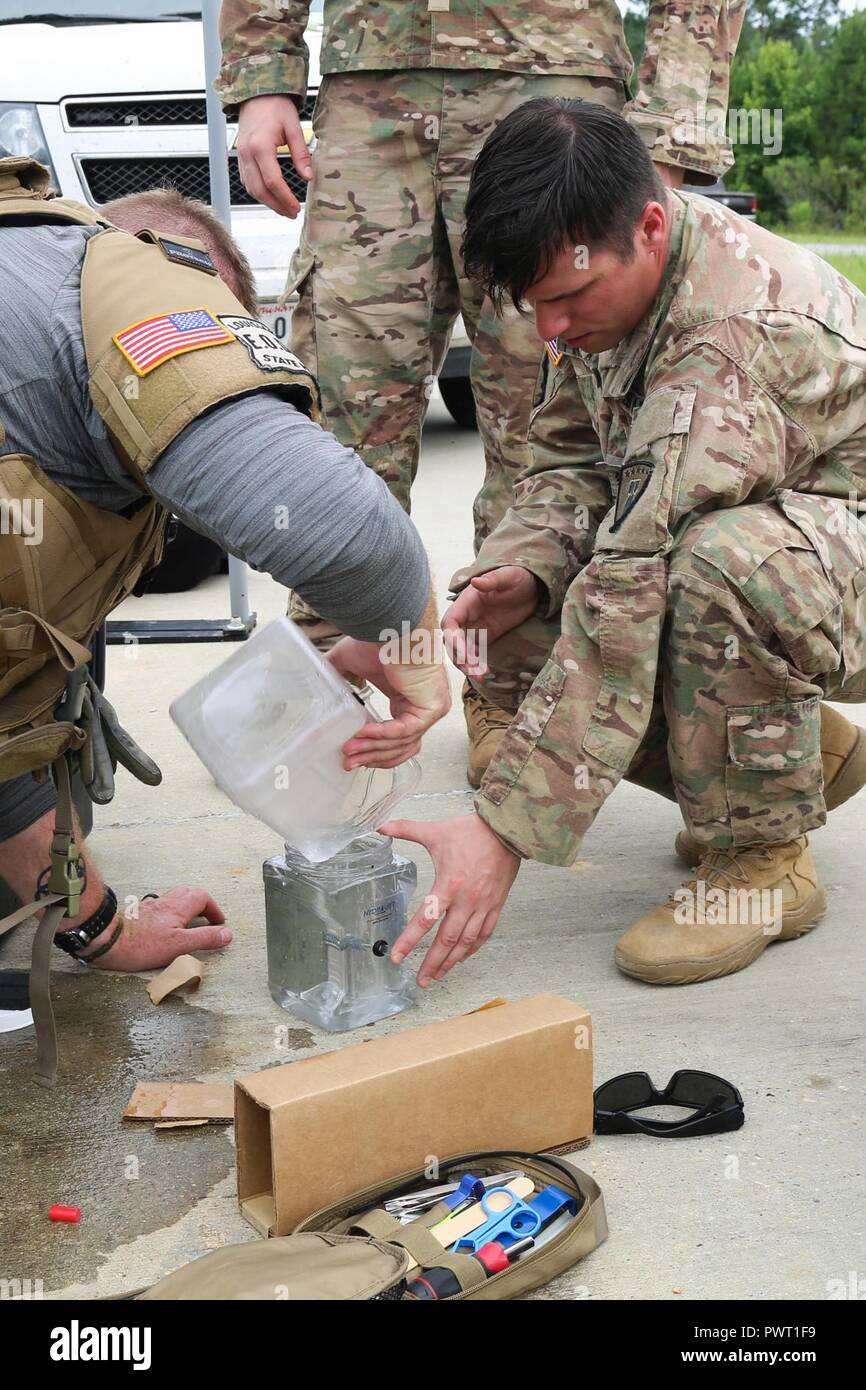 Leonard “Lee” Lewis, of the Louisiana State Police Emergency Services ...