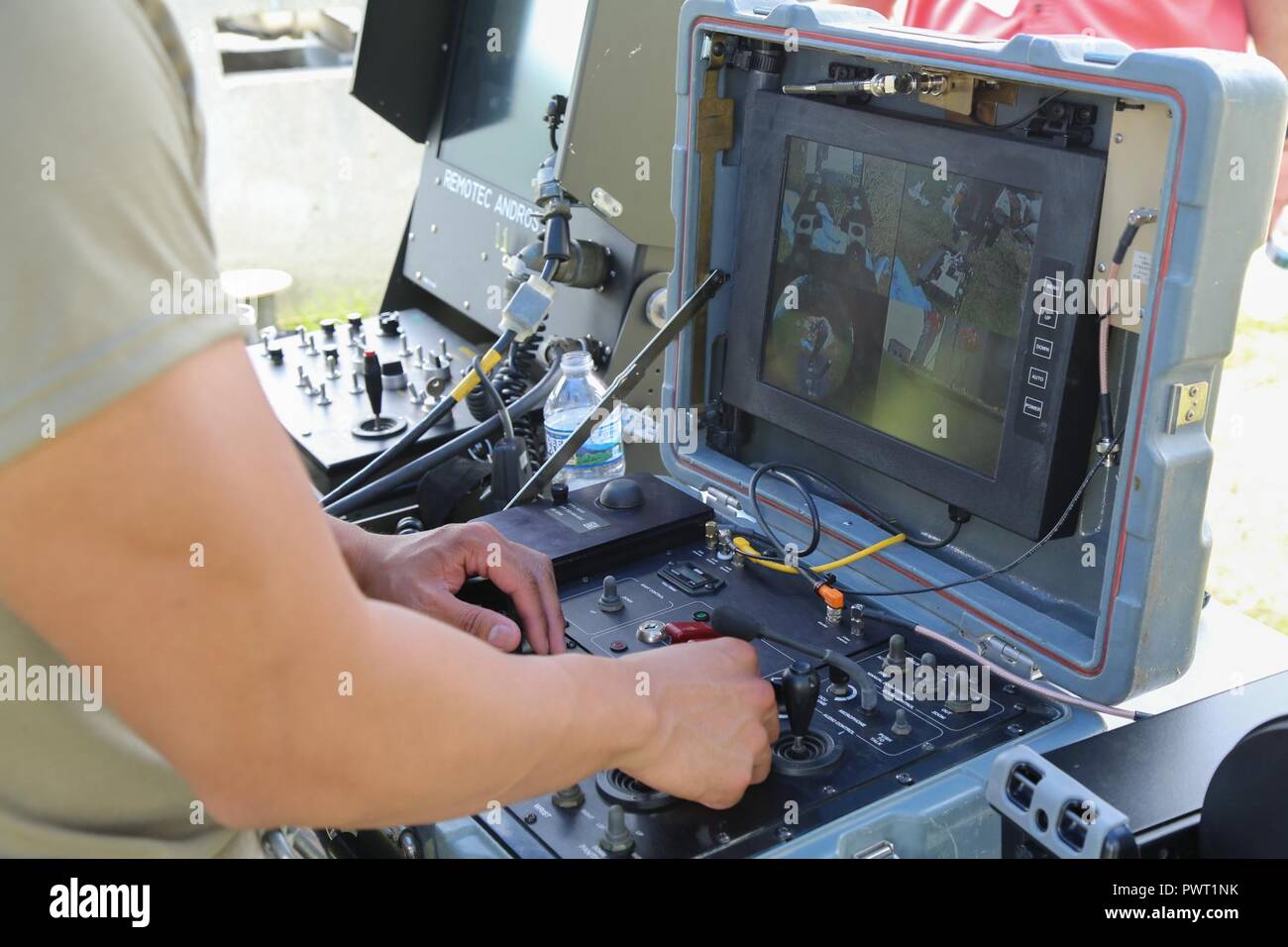 63rd ordnance battalion explosive ordnance disposal hi-res stock ...