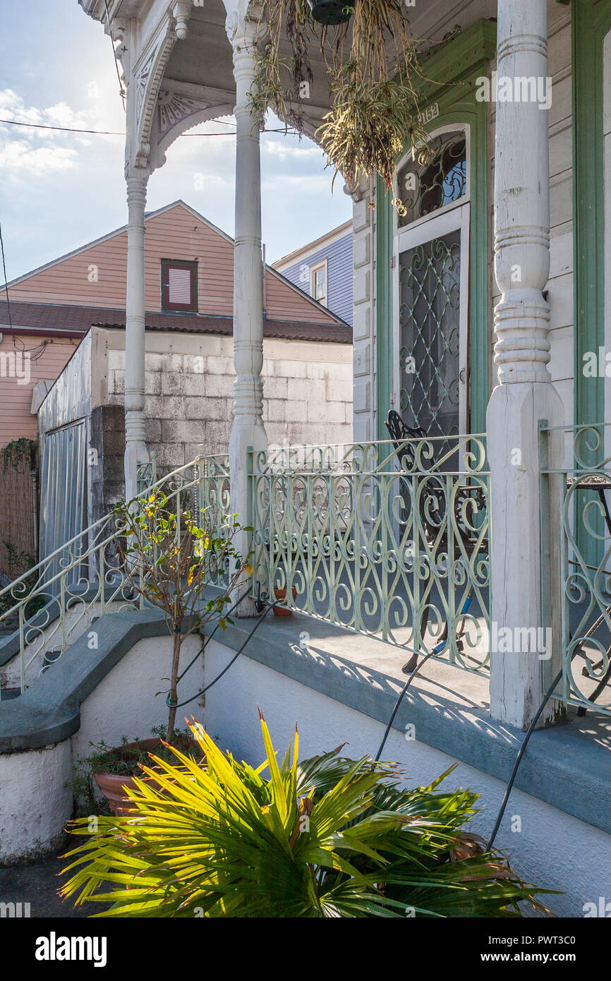 Bywater district new orleans hi-res stock photography and images - Alamy