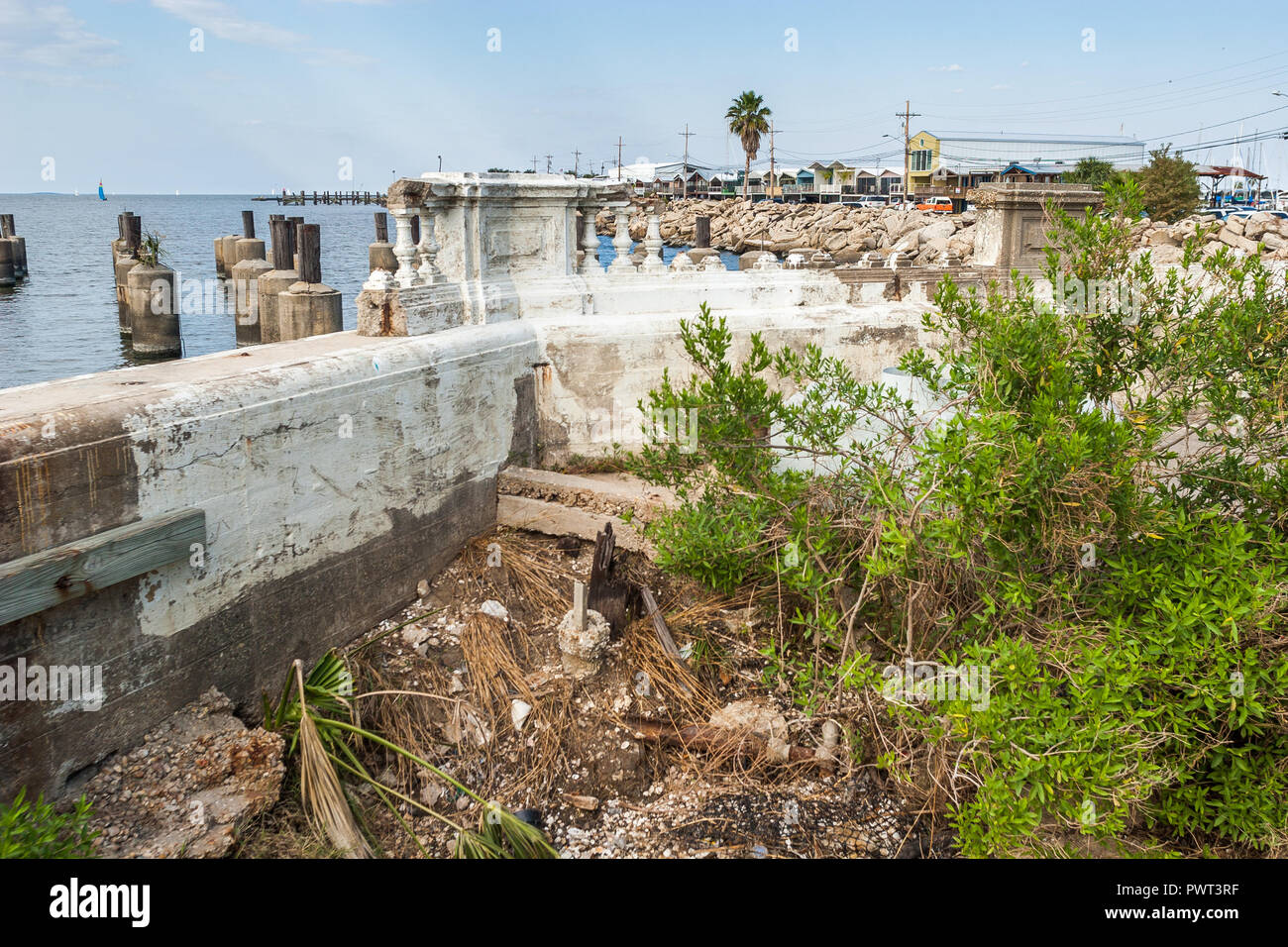 Hurricane katrina damage hi-res stock photography and images - Alamy