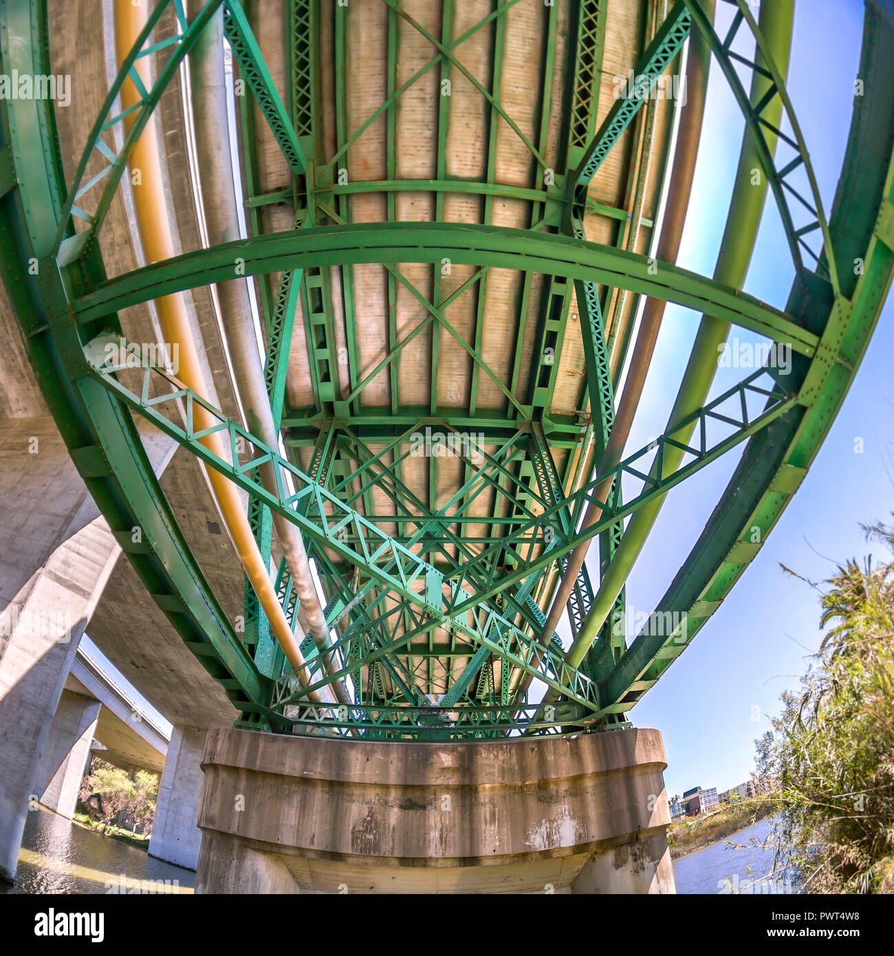 Bridge framework background hi-res stock photography and images - Alamy