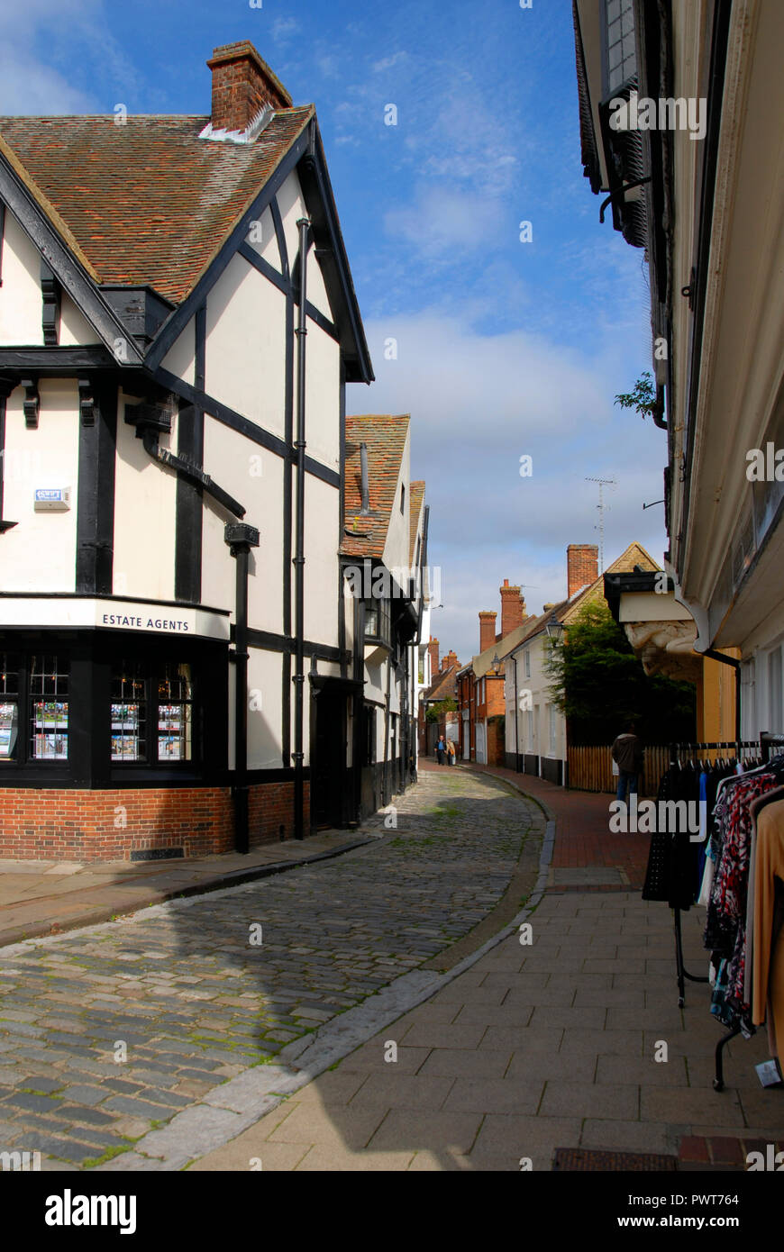 Middle row hi-res stock photography and images - Alamy