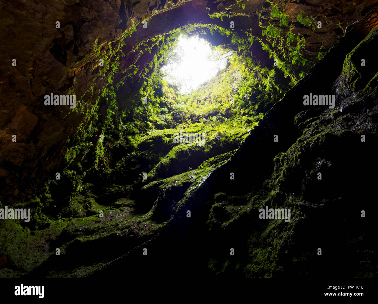 Gruta carvao lava tube cave hi-res stock photography and images - Alamy