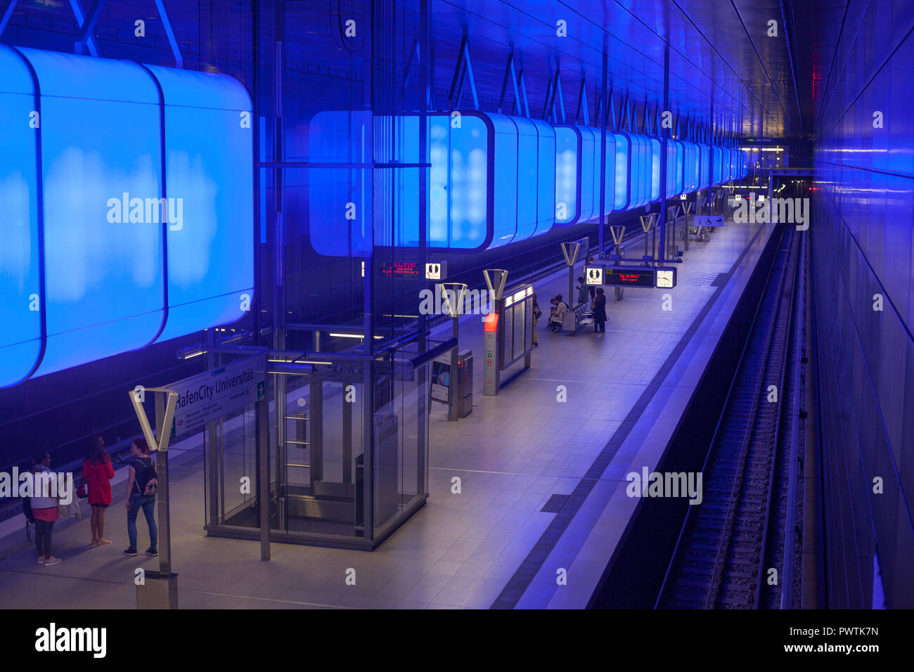 Germany hamburg hafencity underground u4 stop hi-res stock photography ...