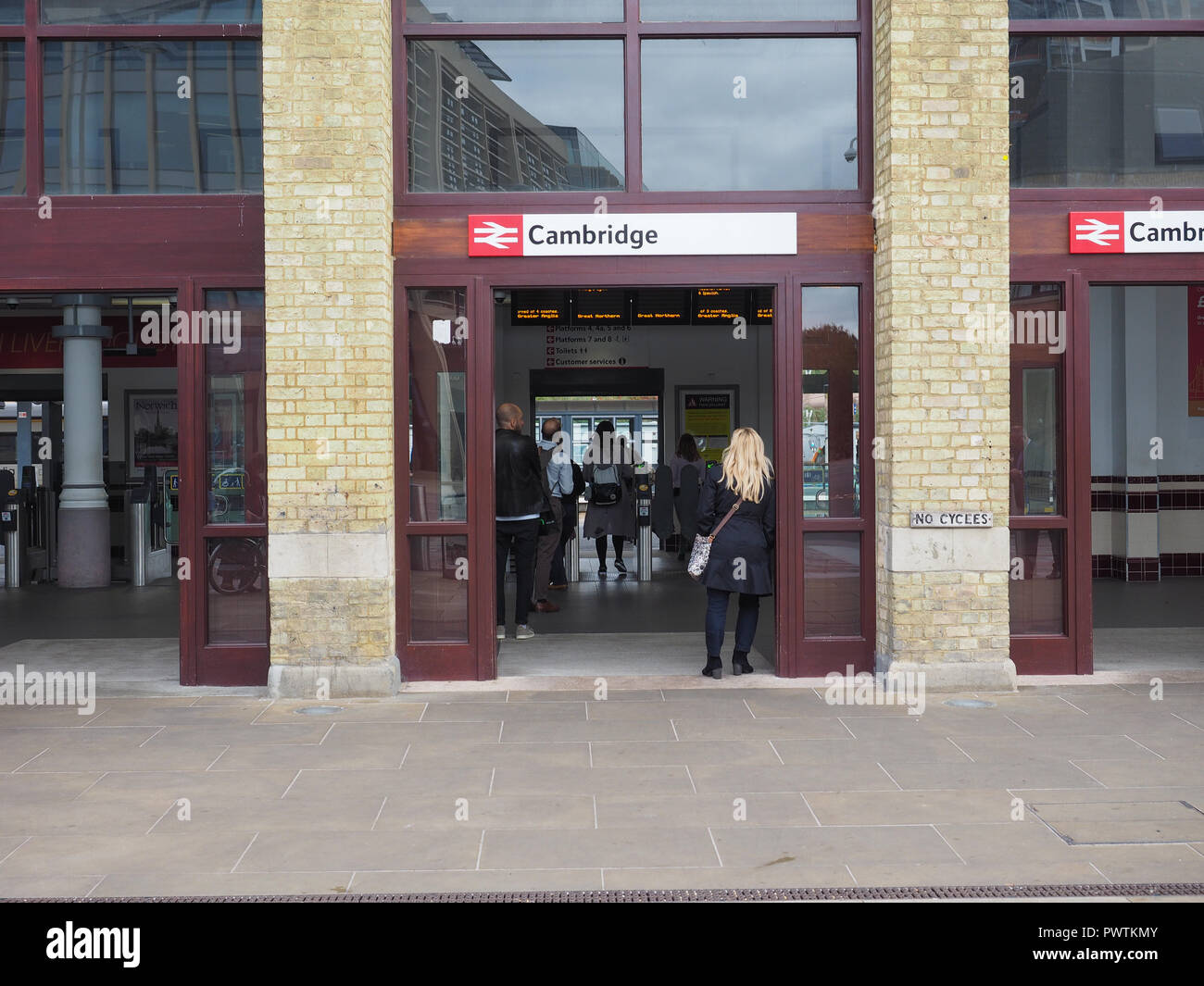CAMBRIDGE, UK - CIRCA OCTOBER 2018: Cambridge railway station Stock ...