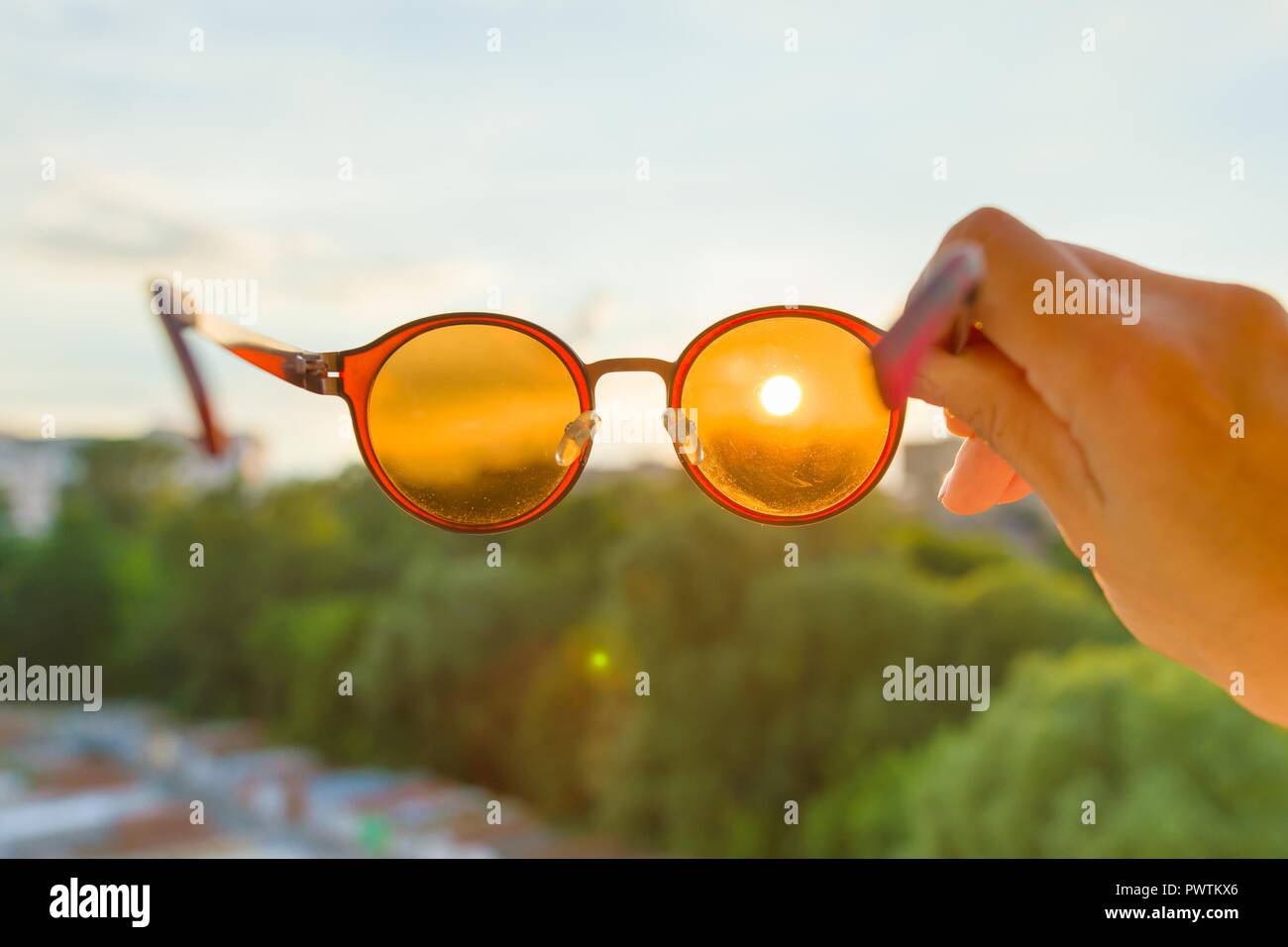Sunset through sunglasses hi-res stock photography and images - Alamy