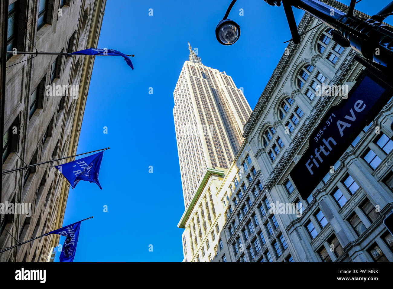 Chrysler building central park hi-res stock photography and images - Alamy