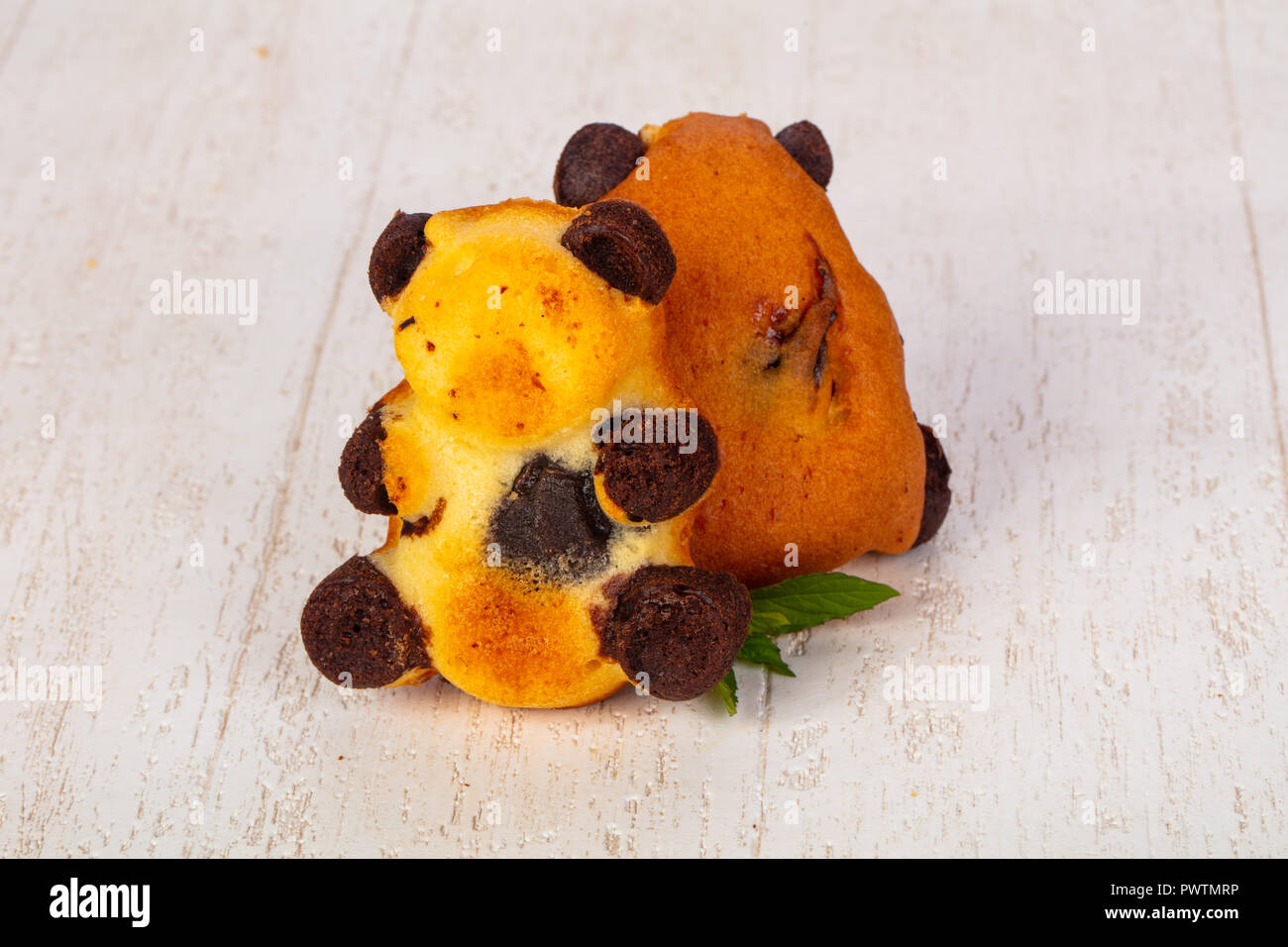 Tasty sponge cake Bear kids Stock Photo - Alamy