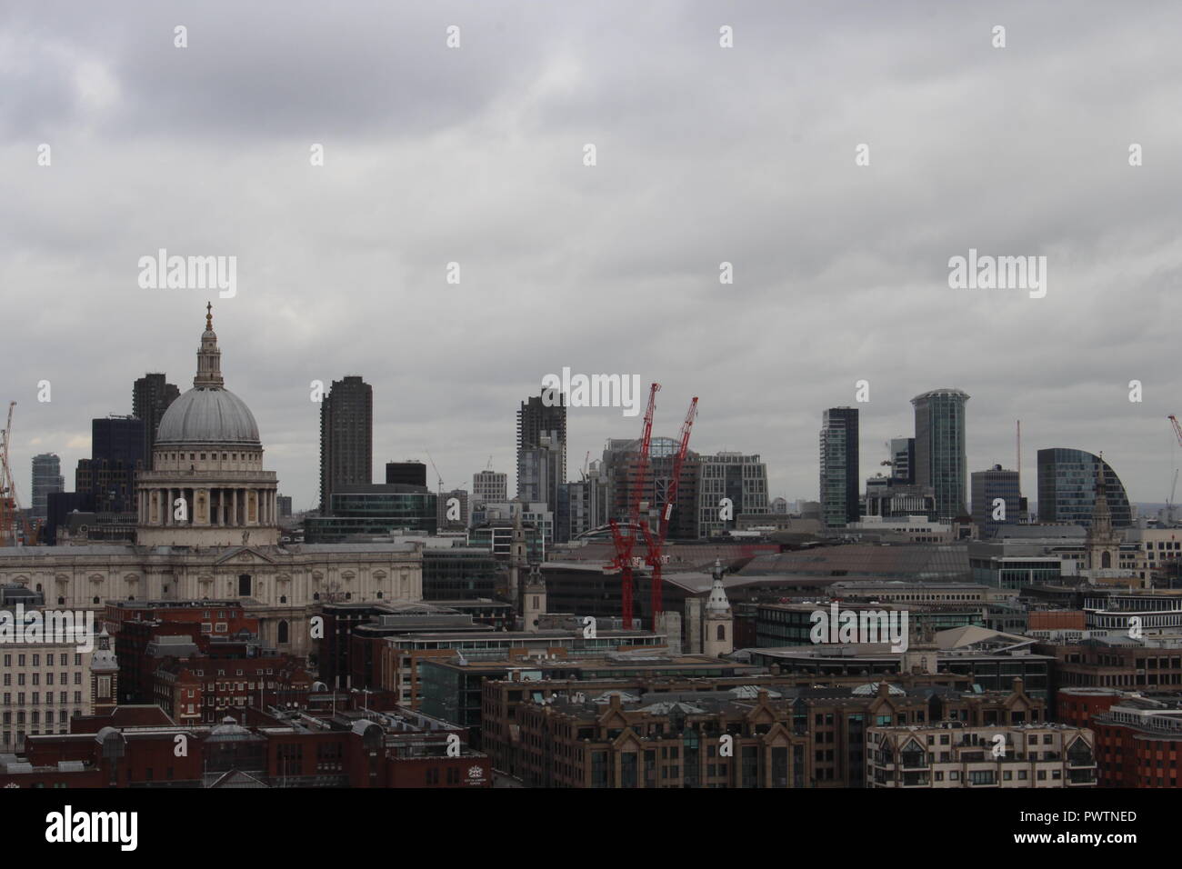 London skyline including St. Paul's Cathedral Stock Photo - Alamy