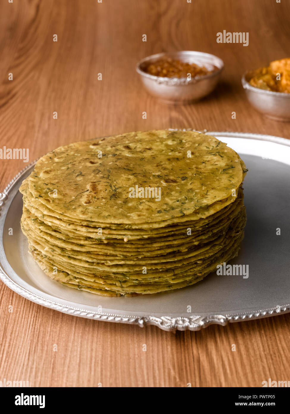 INDIAN BREAD MADE FROM WHEAT AND FENUGREEK /METHI THEPLA WITH MANGO ...