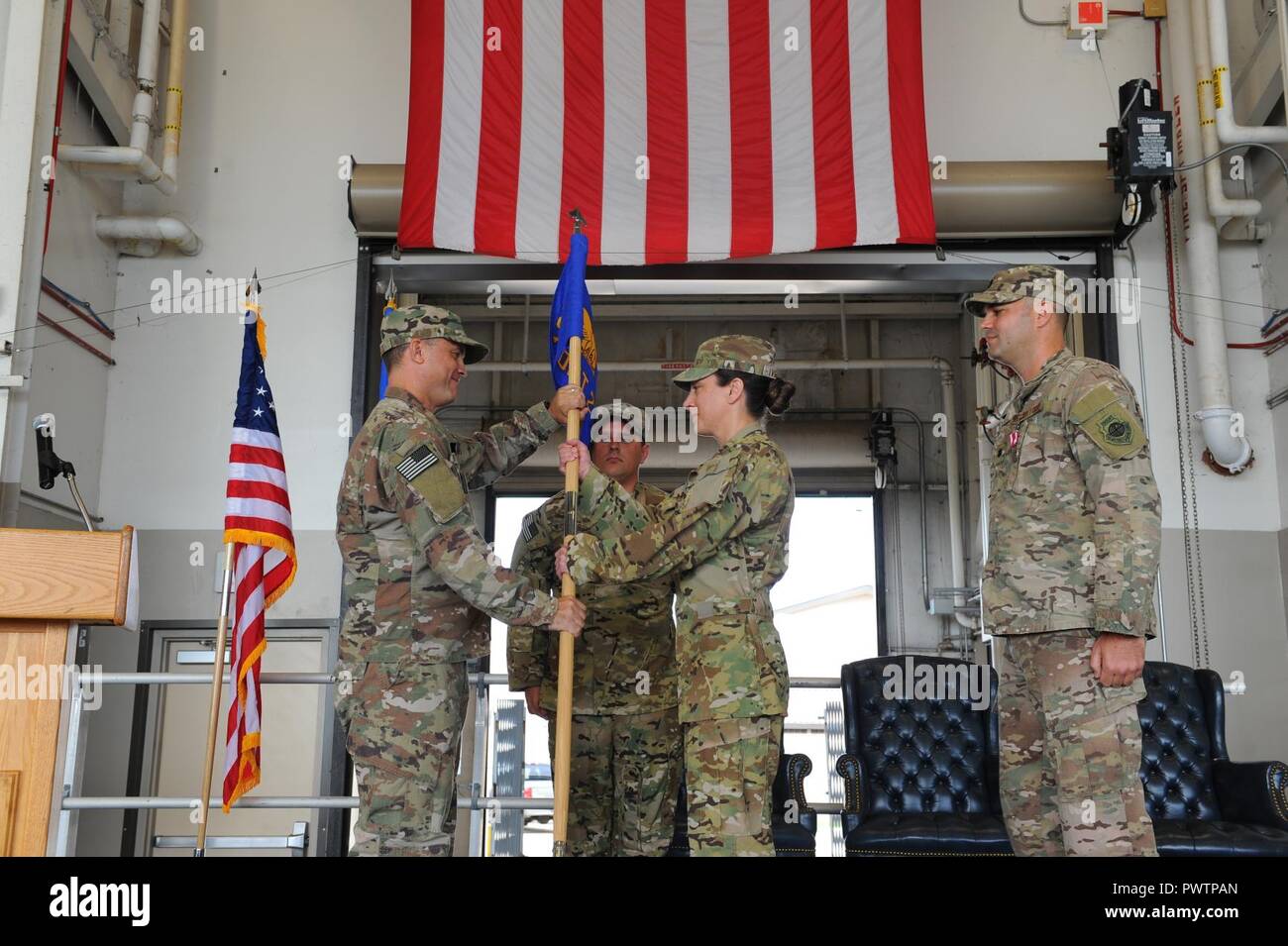 Lt. Col. Tracey Iverson takes command of the 1st Special Operations ...