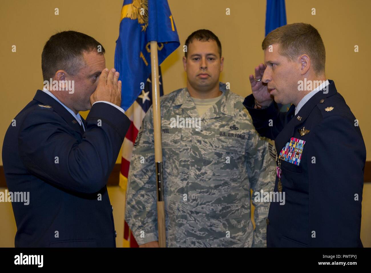 Lt. Col. Brett DeAngelis takes command of the 1st Special Operations ...
