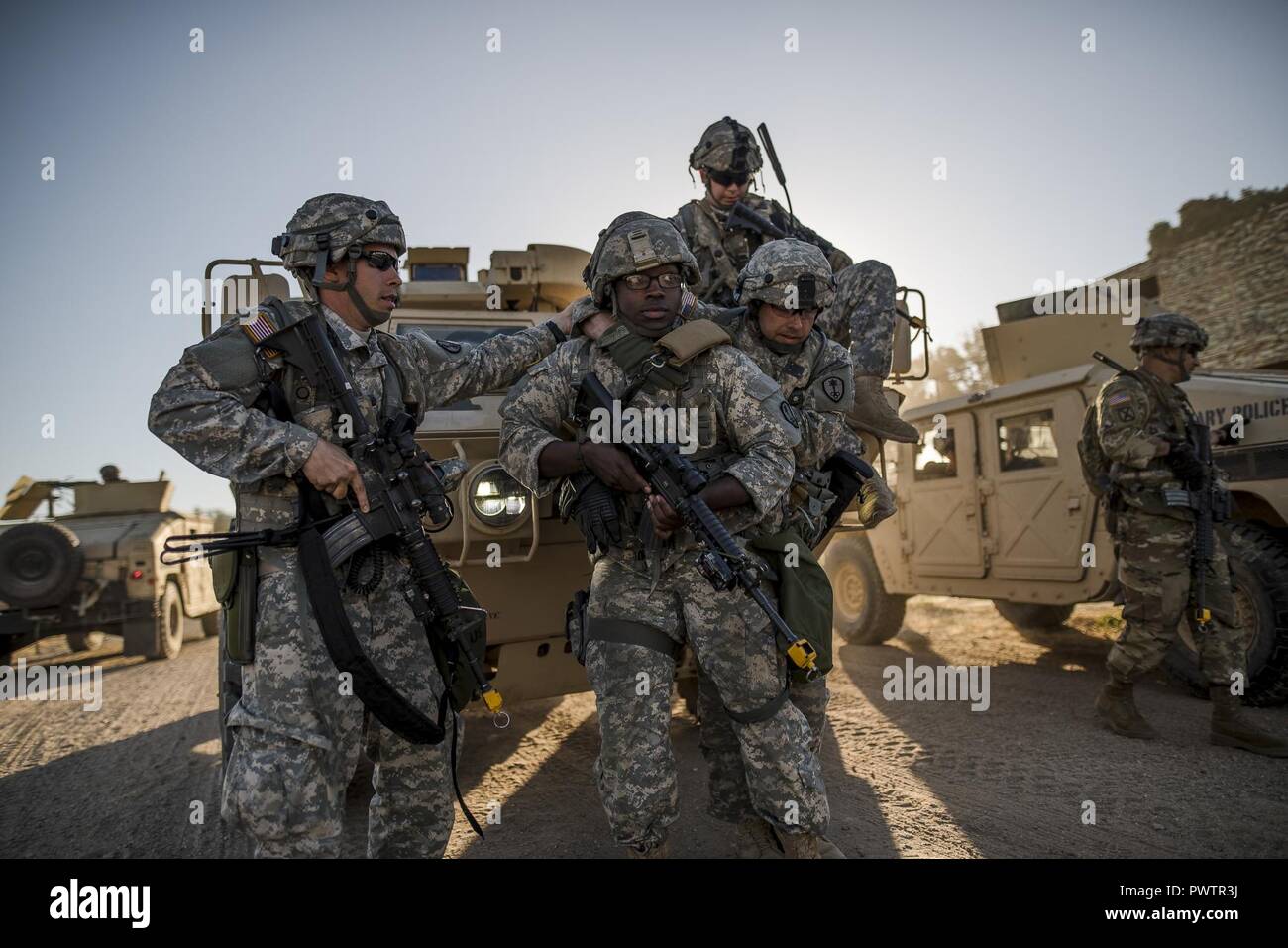 U.S. Army Reserve military police Soldiers from the 339th Military ...