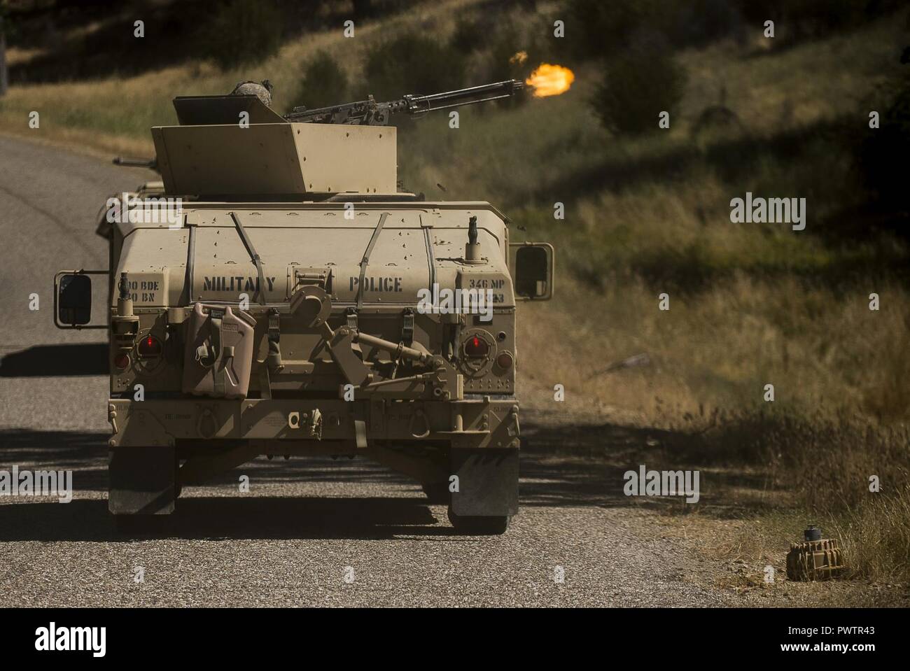U.S. Army Reserve Soldiers from the 339th Military Police Company ...