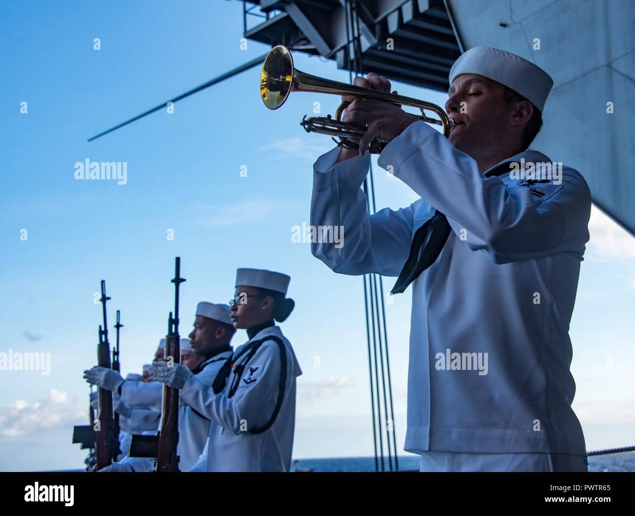 PACIFIC OCEAN (June 18, 2017) Mass Communication Specialist 2nd Class ...