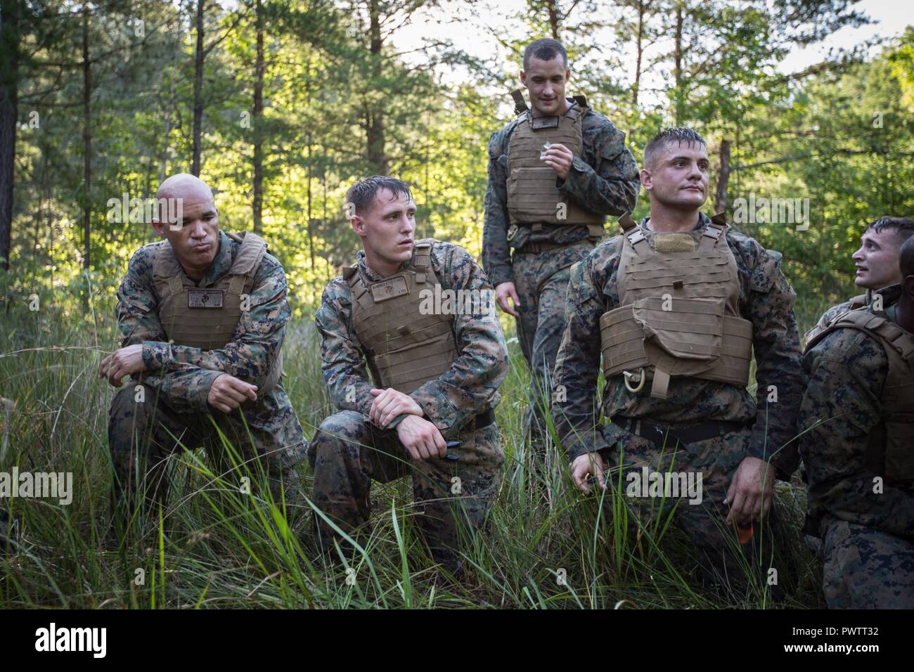 Weapons free sparring hi-res stock photography and images - Alamy