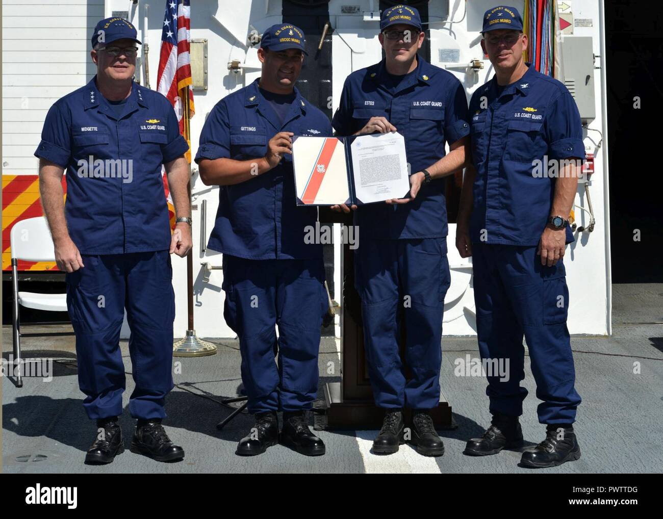 Coast Guard Cutter Munro crewmembers receive a Meritorious Unit ...