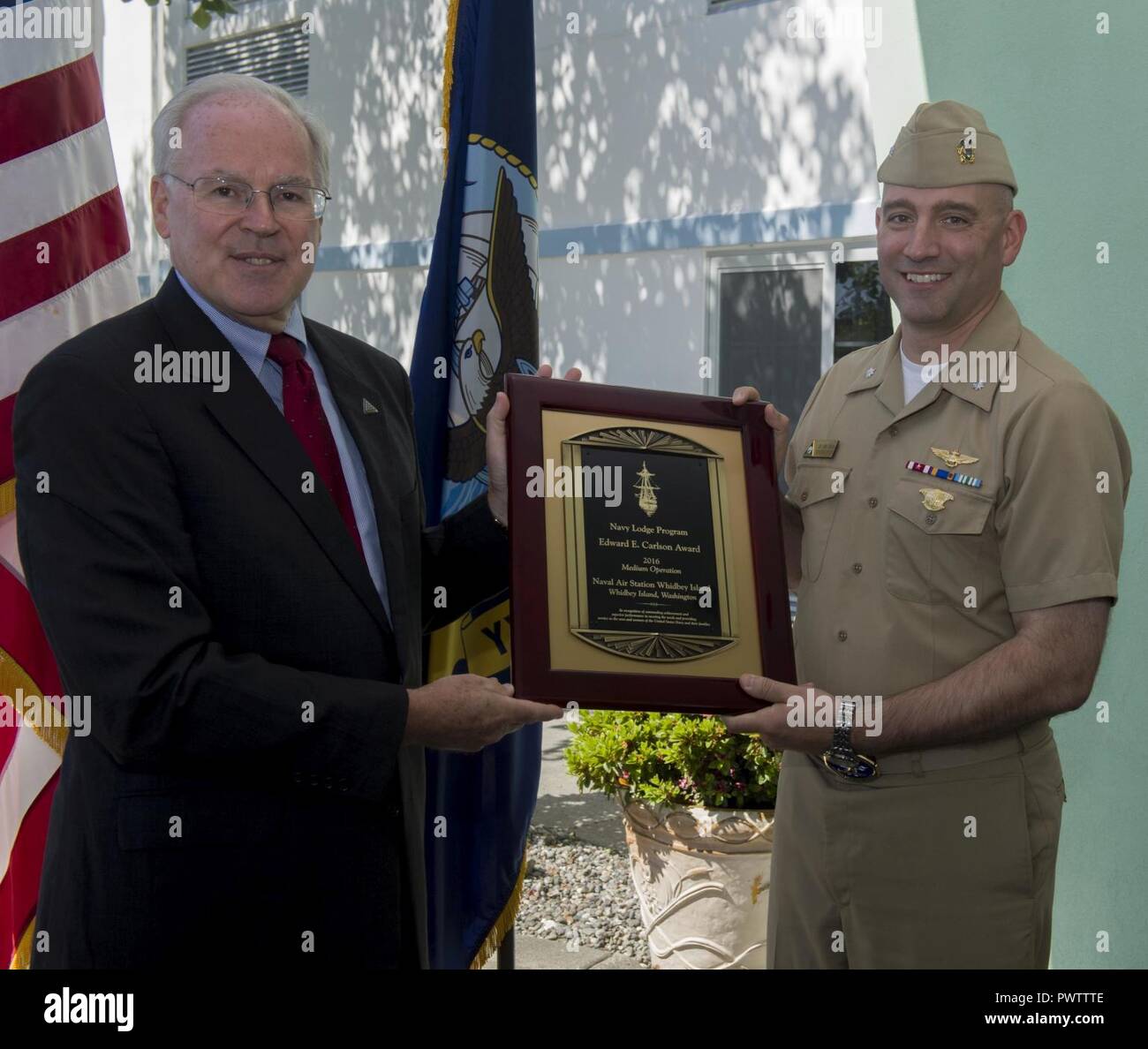 Edward carlson hi-res stock photography and images - Alamy