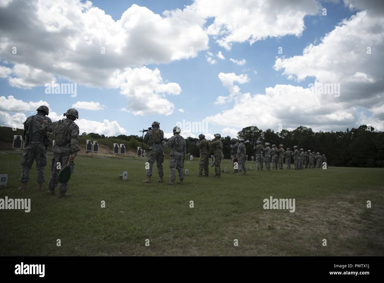 U.S. Army Reserve military police with the 354th MP Company from St ...