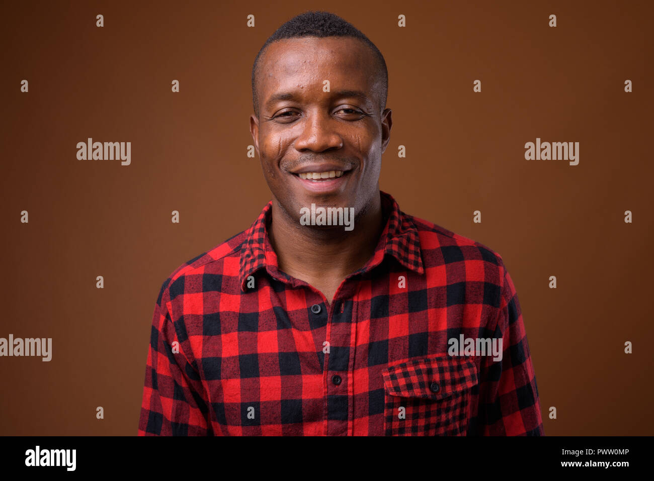 Head shot young happy african hi-res stock photography and images - Alamy