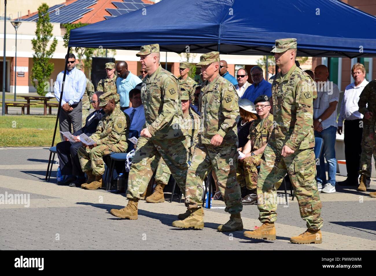 Colonel Carl J. “Jeff” Worthington (center) commander 2nd Signal ...